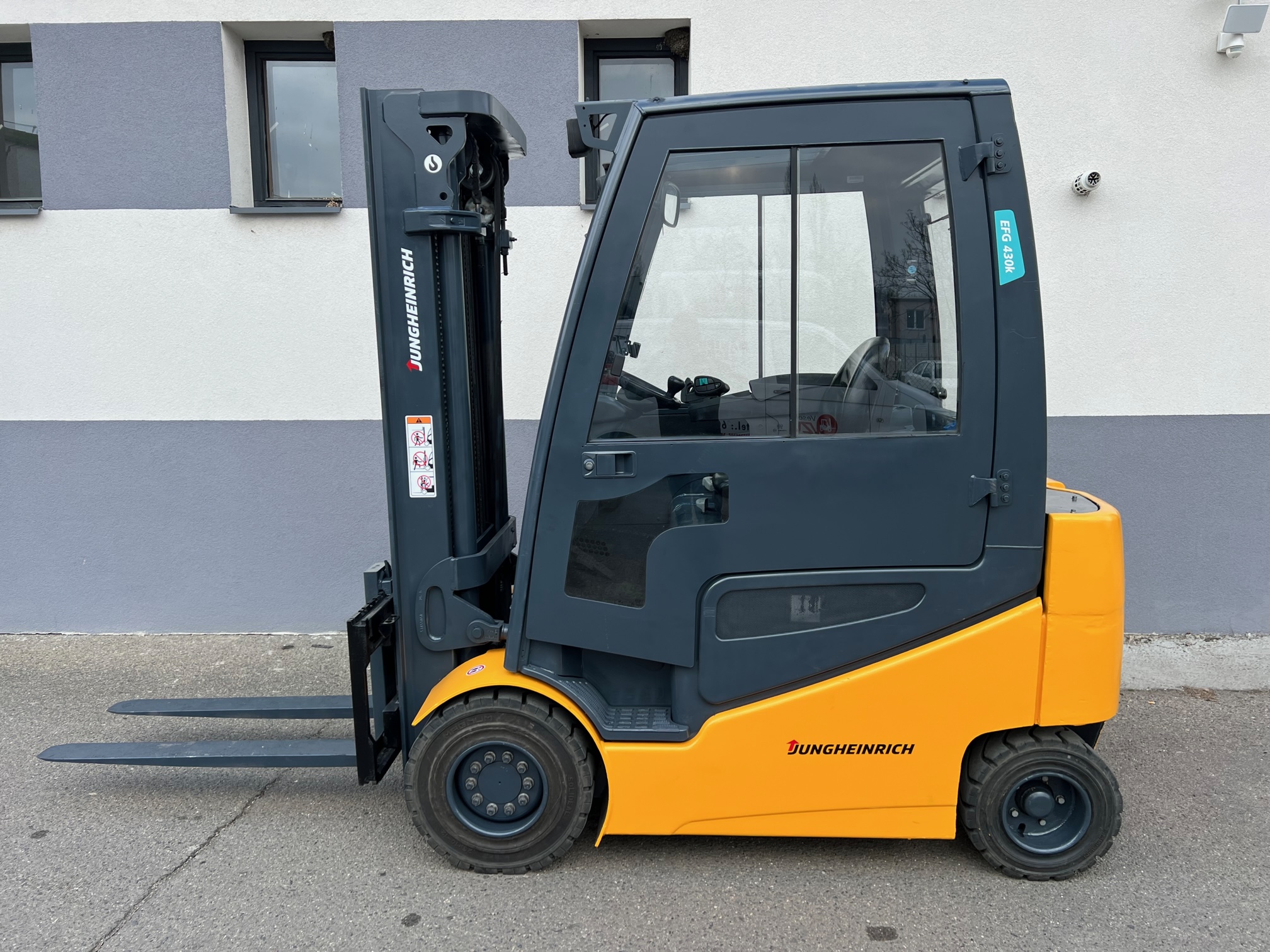 Jungheinrich 3t Triplex 5m - VZV Veselý